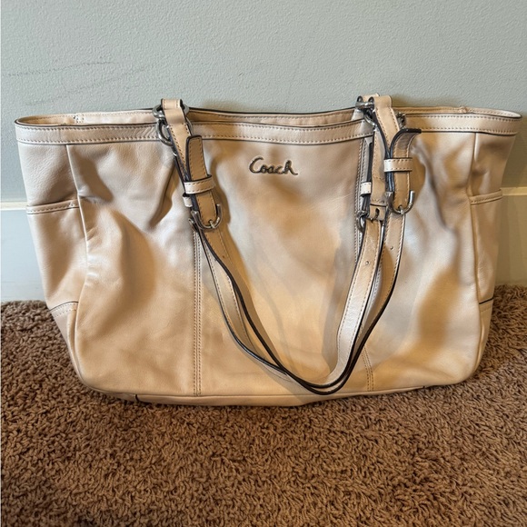 Coach | Bags | Coach Cream Leather Tote With Silver Hardware | Poshmark